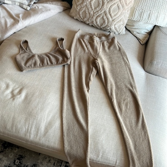 SKIMS | Pants & Jumpsuits | Skims Terry Set Size Small Pant And Medium ...